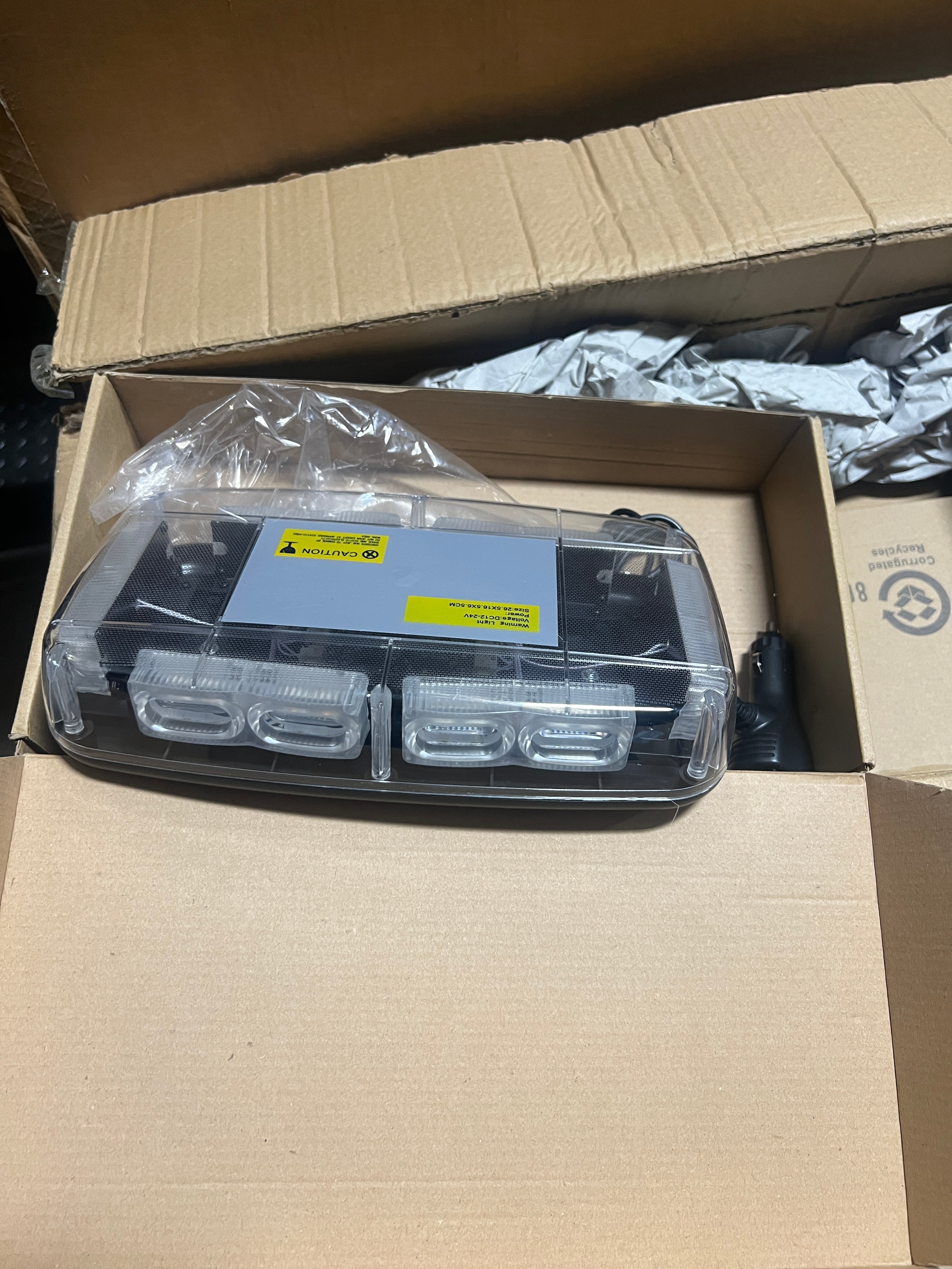 Buy online Emergency Amber Flashing Light in Victoria | Hume Truck Parts